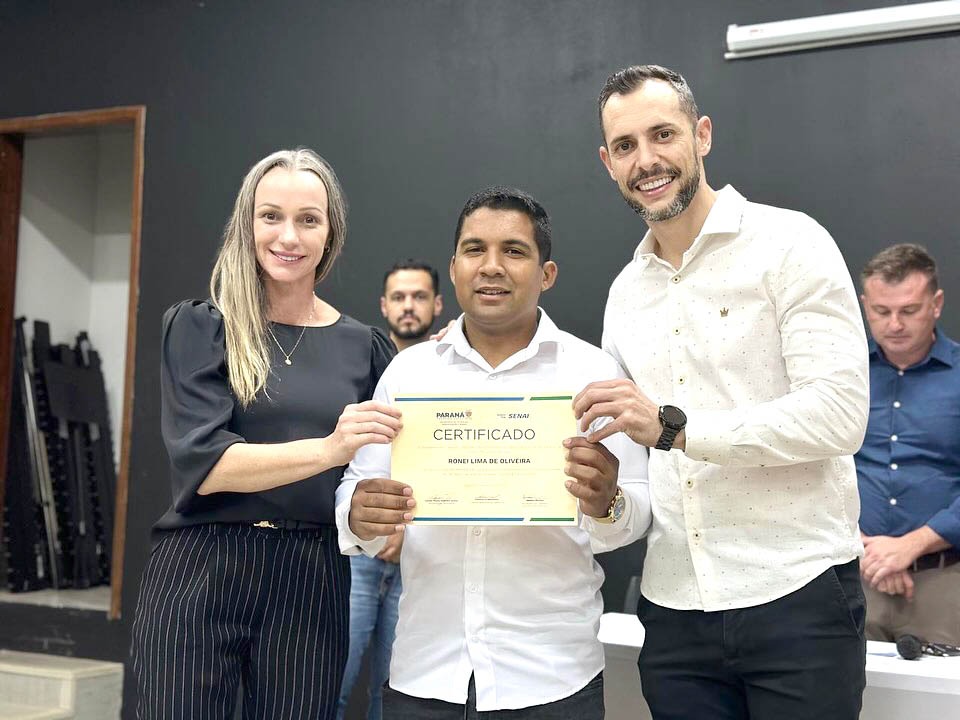 Qualifica Paraná forma 27 novos profissionais em Japurá - Tribuna de ...